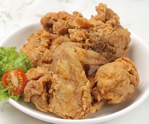 Cafe & Resto Phinisi Garden